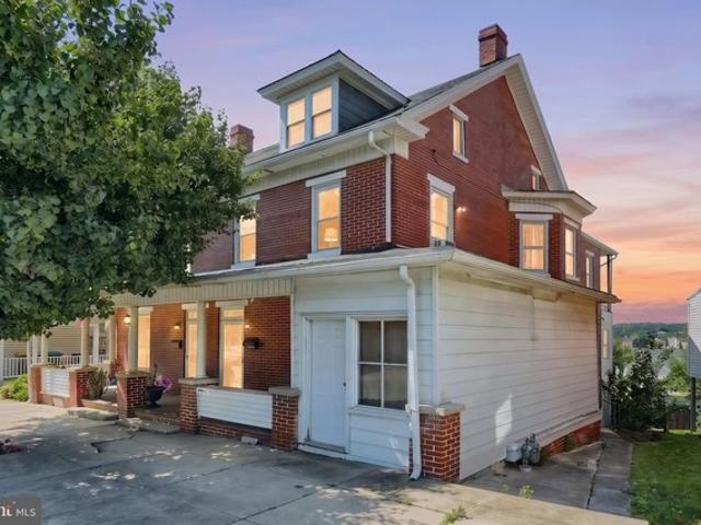 509 W Broadway, Red Lion, PA 17356