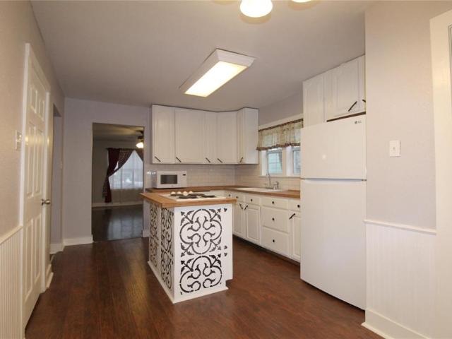 509 W Bullock St, Denison, TX 75020 | MLS #21229 | Compass