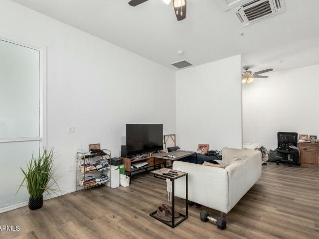 509 w mcdowell road # 103