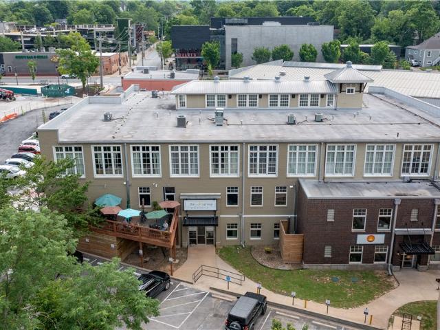 509 W Spring Street 225