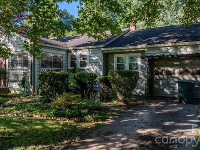 509 Westview St SW, Lenoir, NC 28645
