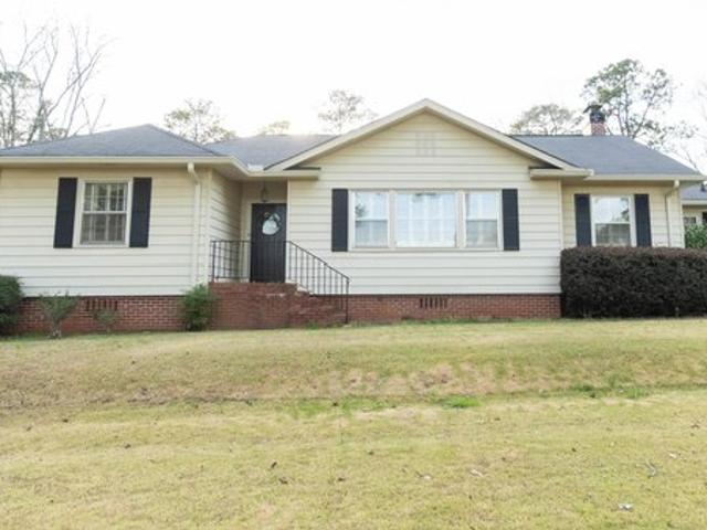 509 Youngs Mill Rd, Lagrange, GA 30241