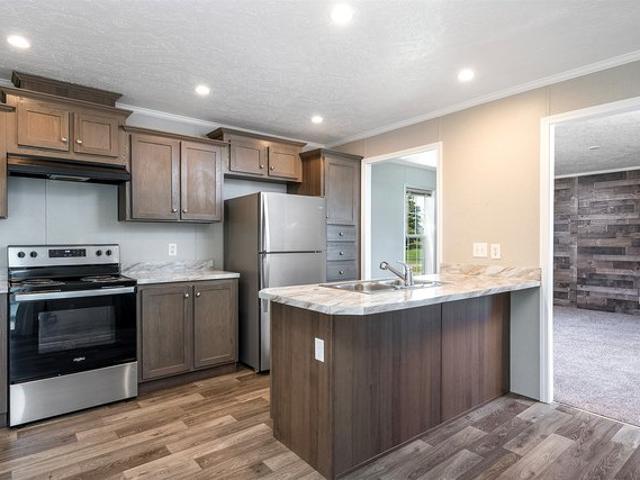 50 Twin Acres Dr Trlr 21, Kalispell, MT 59901