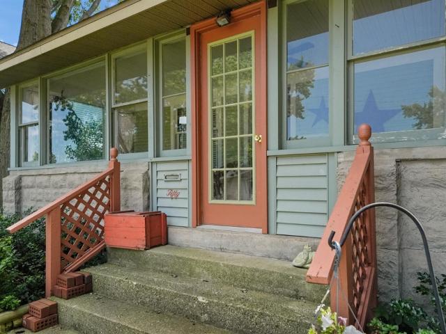 50 W Cherry Avenue