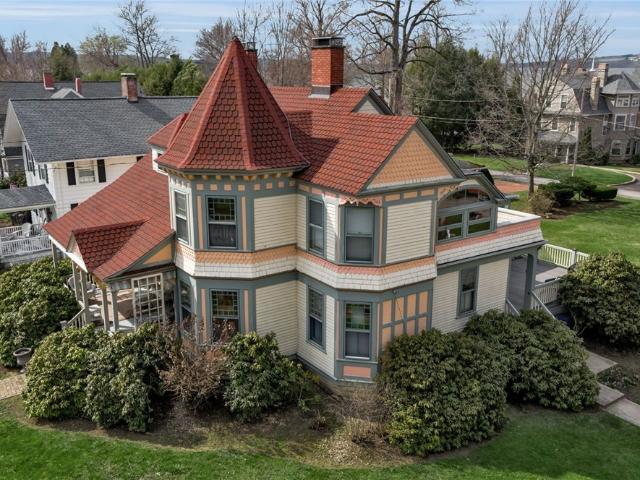 50 W Terrace Avenue
