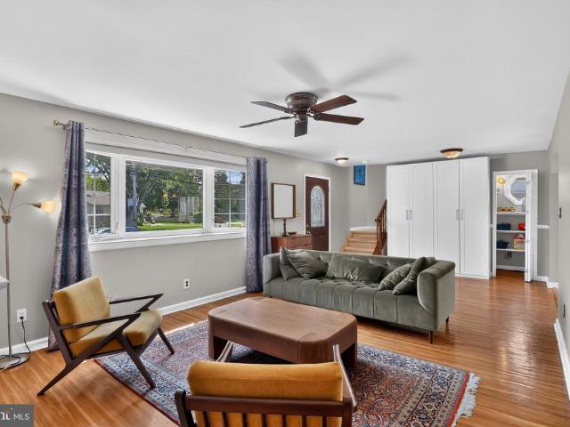 50 Ward Avenue