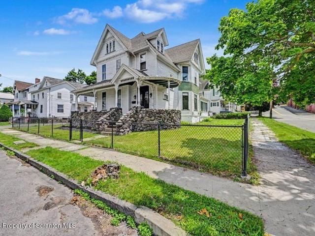 50 Washington St, Carbondale, PA 18407