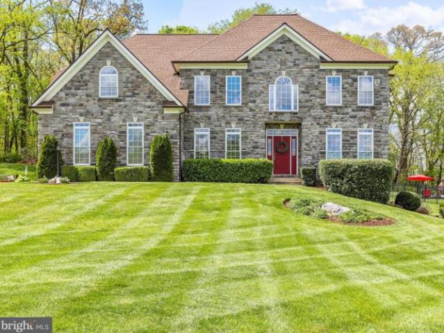 50 Wheeler Manor Dr, Harpers Ferry, WV 25425