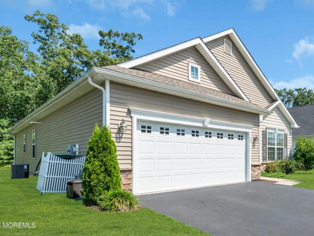 50 Woodside Lane