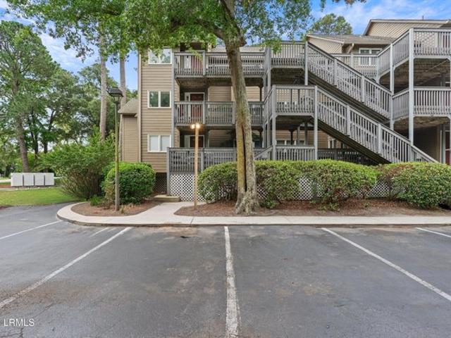 50 Yacht Cove Dr Apt 220, Hilton Head Island, SC 29928