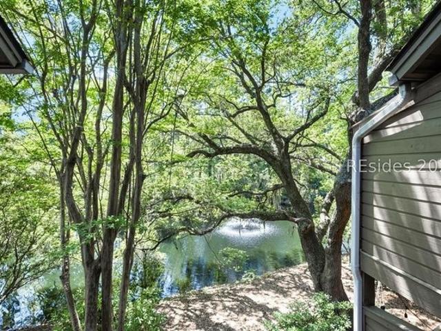 50 Yacht Cove Dr Apt 327, Hilton Head Island, SC 29928