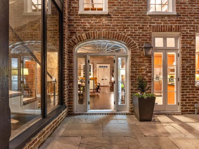 50 Anson Street