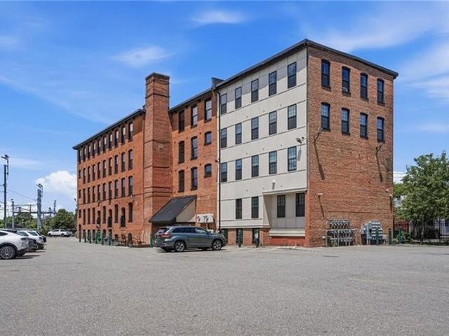50 Ashburton St Apt 1, Providence, RI 02904