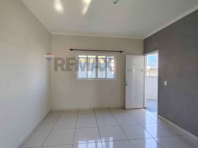 50 Área Útil Apartamento Alugar, 2 Dormitórios localizado em Parque dos Sabias, Louveira, São Paulo, 13290088 | Brasil