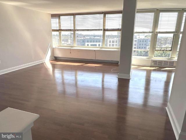 50 Belmont Avenue # 916