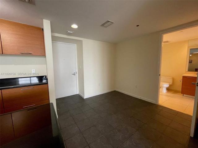 50 Biscayne Blvd, Unit 2205, Miami, FL 33132 | MLS #A11990 | Compass