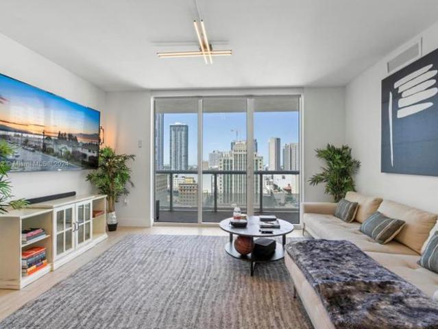 50 Biscayne Blvd #1911, Miami, FL 33132