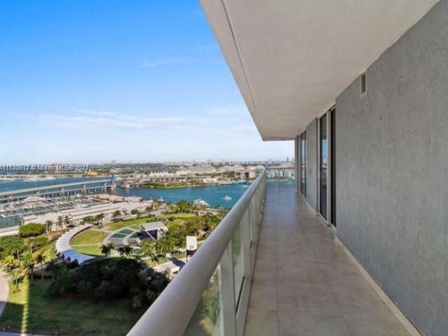 50 Biscayne Blvd #2502 Miami, FL 33132