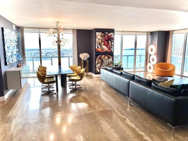 50 Biscayne Blvd #2510, Miami, FL 33132
