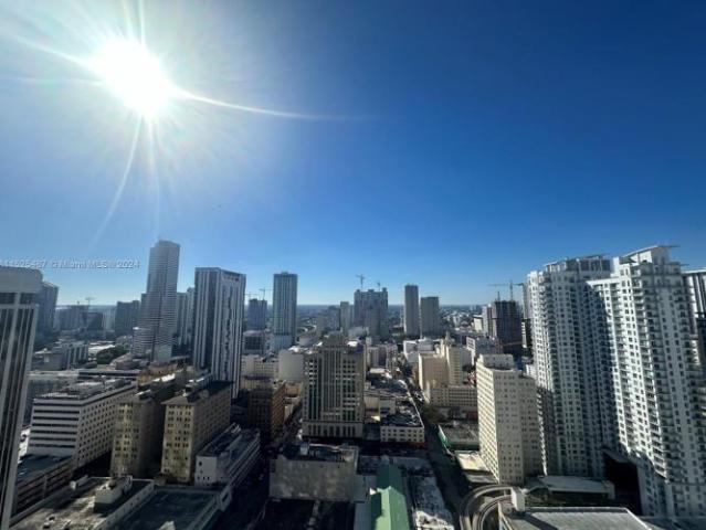 50 Biscayne Blvd #3505, Miami, FL 33132
