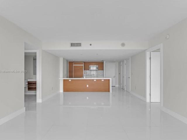 50 Biscayne Blvd #3601, Miami, FL 33132