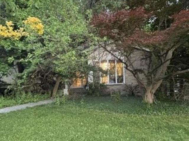 50 Brookside Ave, Caldwell Boro Township, NJ 07006