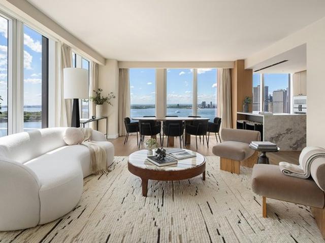 50 Bridge Park Dr Apt 25A, Brooklyn, NY 11201