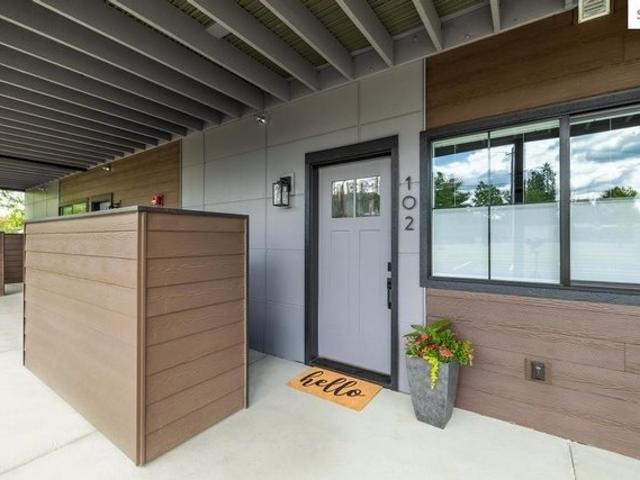 50 Carnelian Ave Unit 102, Ponderay, ID 83852