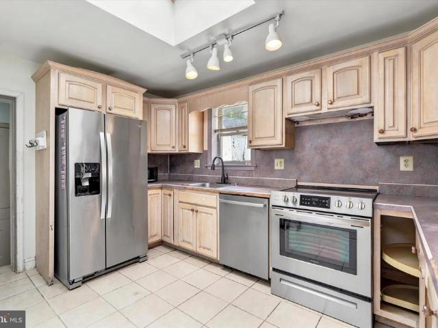 50 Colonial Springs Road