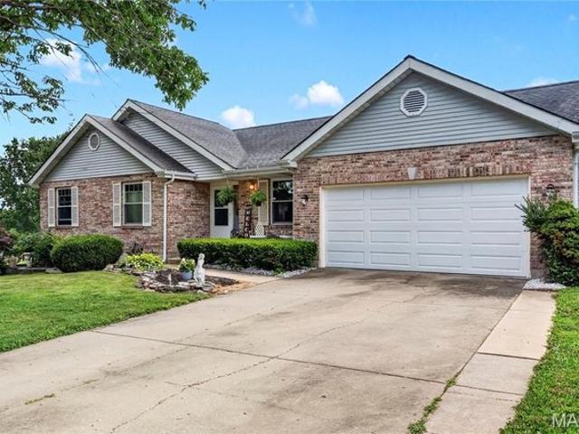 50 Darla Dr, Winfield, MO 63389