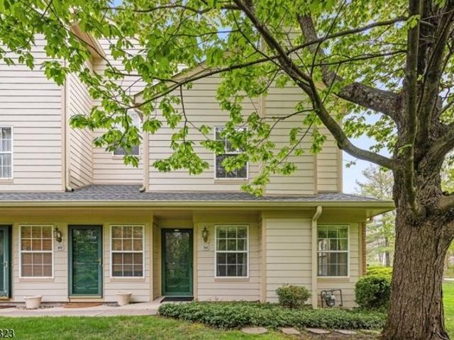50 Davenport Pl, Morris Twp, NJ 07960