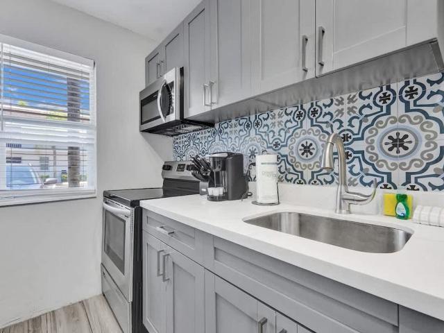50 Davie Boulevard 1 Bedroom Apartment for Rent at 50 Se 12th St #1503988P, Fort Lauderdale, FL 33316 Poinciana Park