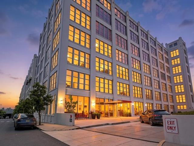 50 Dey St Apt 349, Jersey City, NJ 07306