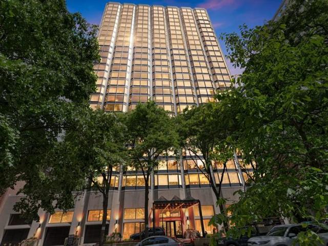 50 E Bellevue Pl Apt 1806, Chicago, IL 60611