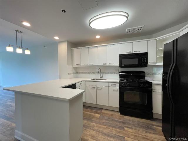 50 E Hartsdale Avenue 2H