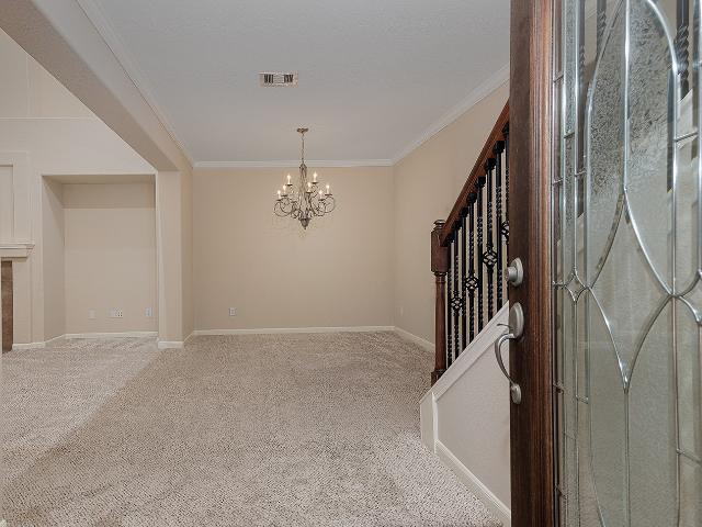 50 E Pipers Green