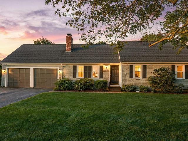 50 Eldredge Square S, Chatham, MA