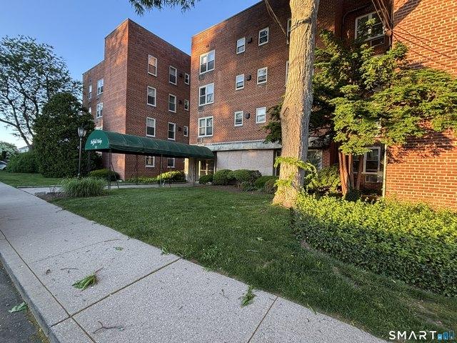 50 Fairview Ave Apt 3H, Norwalk, CT 06850