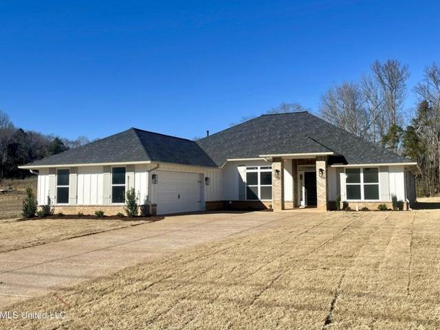 50 Farley Rd, Byhalia, MS 38611