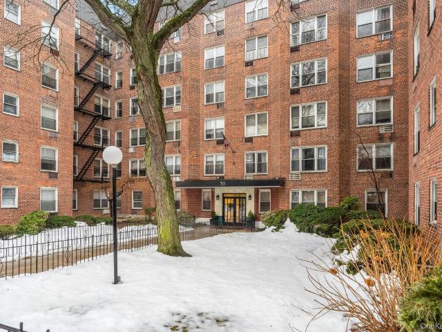 50 Fort Place A6A