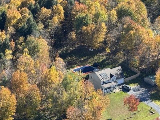 50 Gaudette Farm Rd, Fairfax, VT 05454