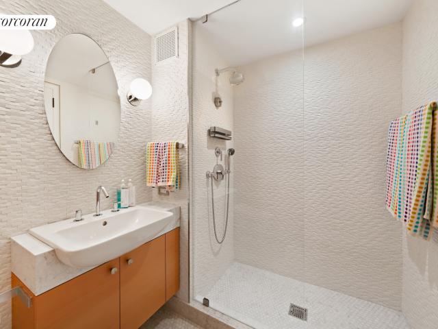 50 Gramercy Park North, Unit 5B