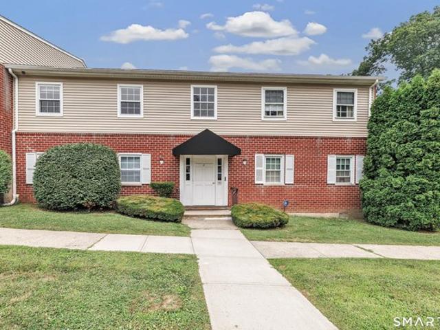 50 Greenhouse Rd Unit 2C, Bridgeport, CT 06606
