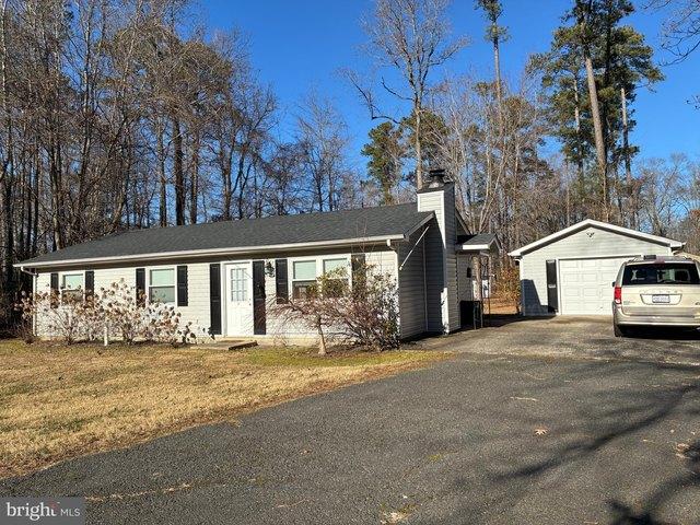 50 Greenway Dr, Colonial Beach, VA 22443