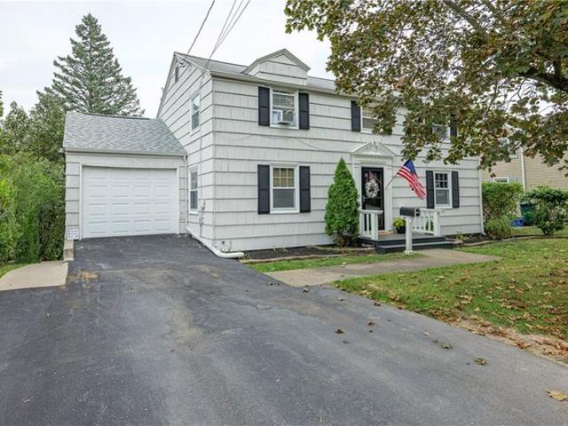 50 Hillside Dr, Geneva, NY 14456