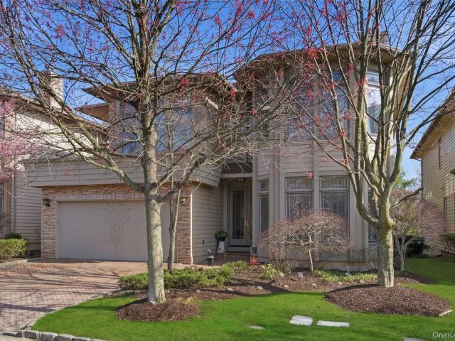 50 Holiday Pond Rd, Jericho, NY 11753 | MLS #980207