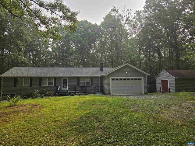 50 Ivy Ln, Louisa, VA 23093