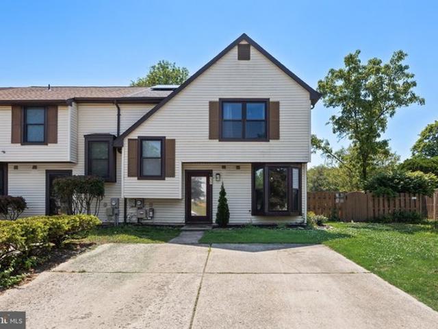 50 Kanabe Dr, Westampton, NJ 08060