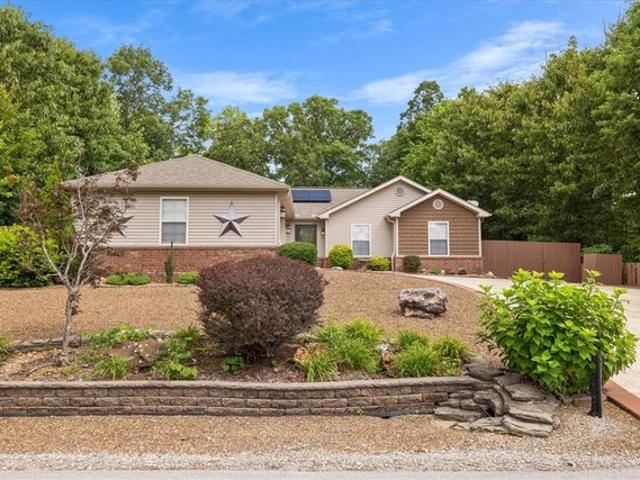 50 Kent Dr, Bella Vista, AR 72714