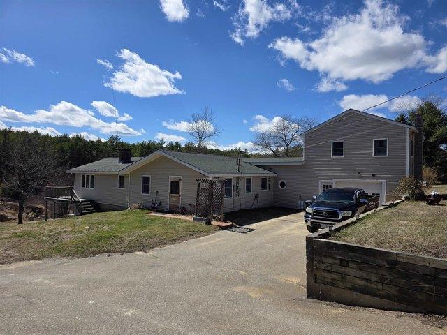 50 Knotty Knoll Cir, Farmington, NH 03835